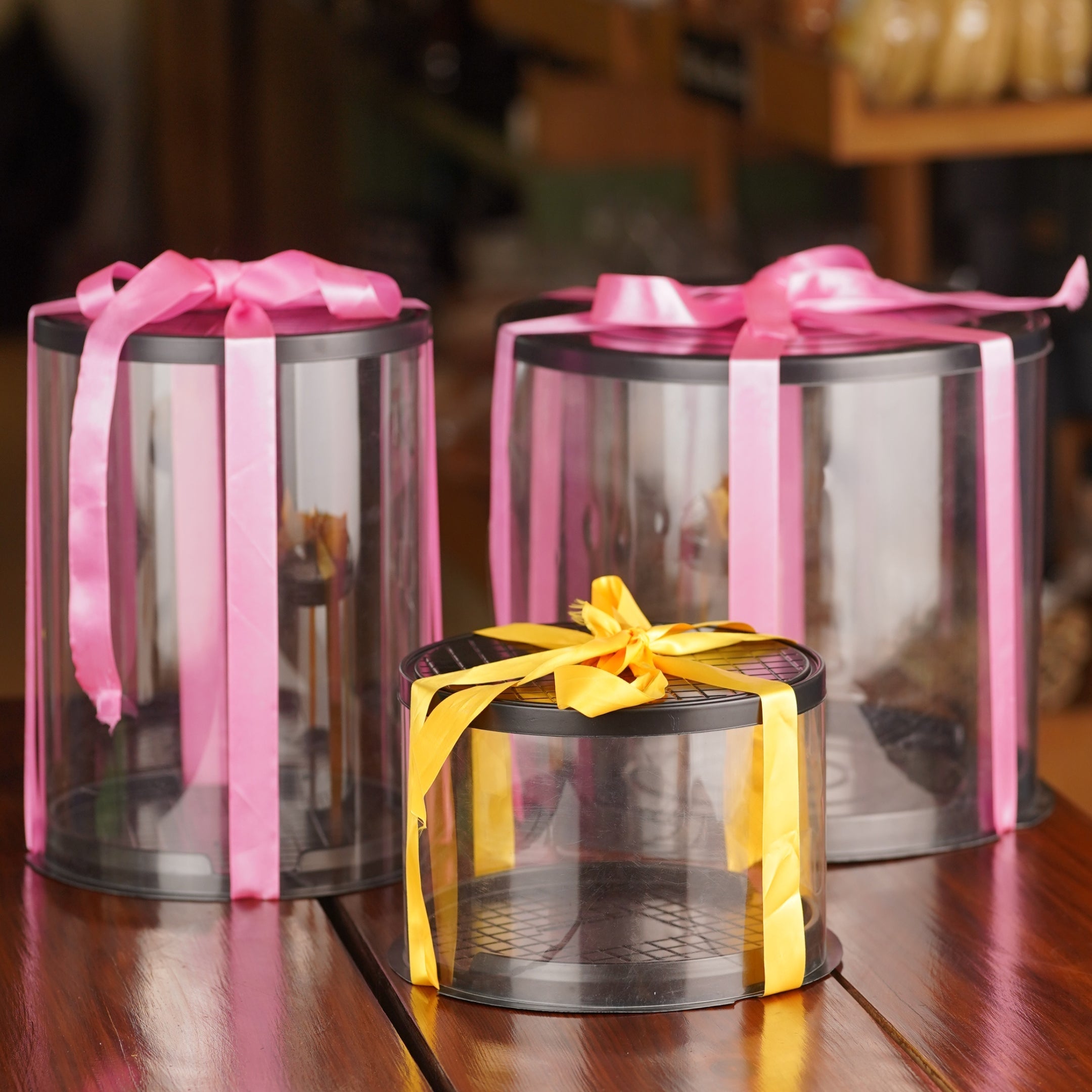 Clear Cake Boxes for Showcase Your Creativity and Brand Buy now ; Ezee Pack